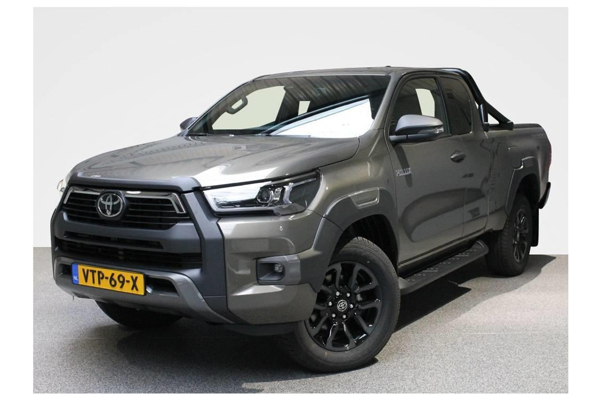 Toyota Hilux 2.8 D-4D 4Wd Xtra Cabine Van Invincible Automaat | Toyota ...