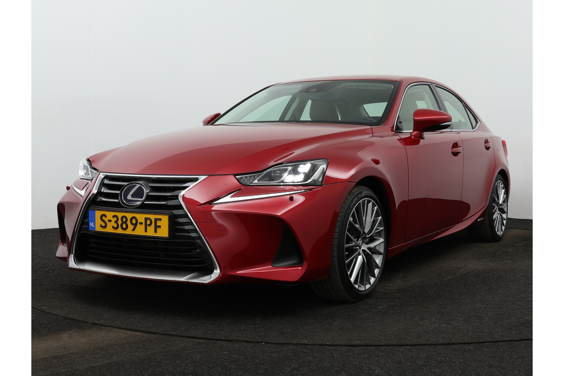 Lexus IS 300H Hybrid Luxury Line | Lexus occasions